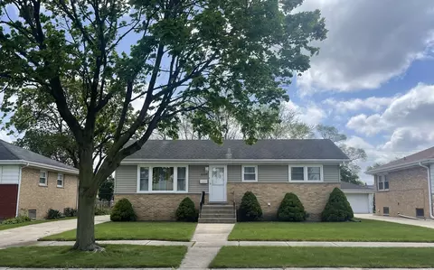 Undisclosed, Hillside, IL 60162 | 22 Photos - Movoto