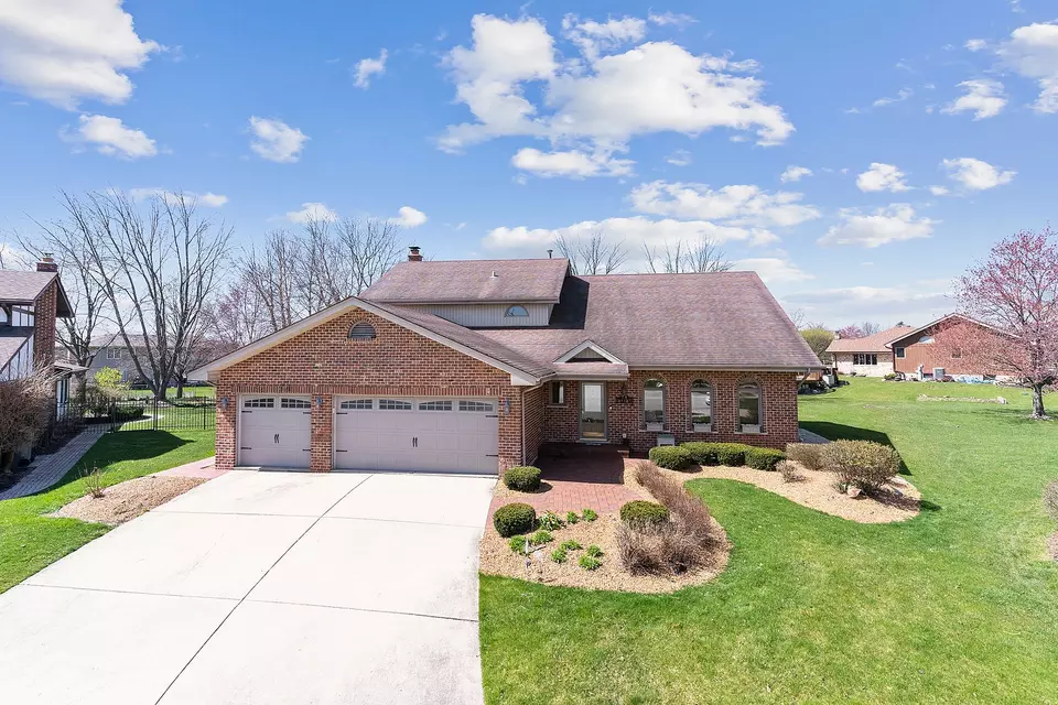 11827 Brookdale Ct, Orland Park, IL 60467 | 27 Photos - Movoto