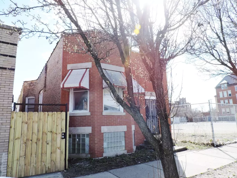 1237 W 95th St, Chicago, IL 60643 | 14 Photos - Movoto