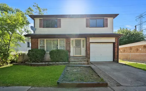 13527 S Mackinaw Ave, Chicago, IL 60633 | 17 Photos - Movoto