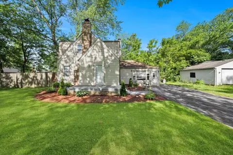 16124 Sawyer Ave, Markham, IL 60428 | 45 Photos - Movoto