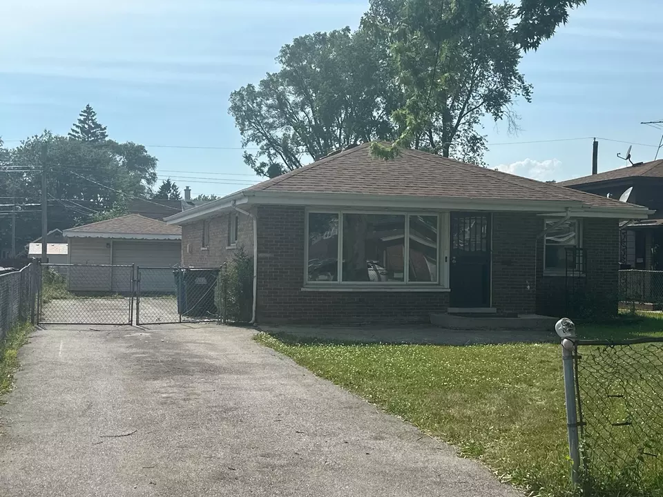 14736 S Harrison Ave, Posen, IL 60469 | 7 Photos - Movoto