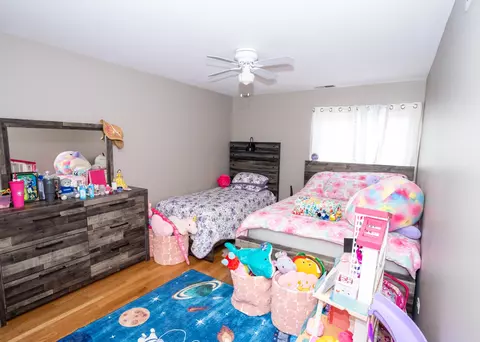 8000 Block Ct, Tinley Park, IL 60487 | 56 Photos - Movoto