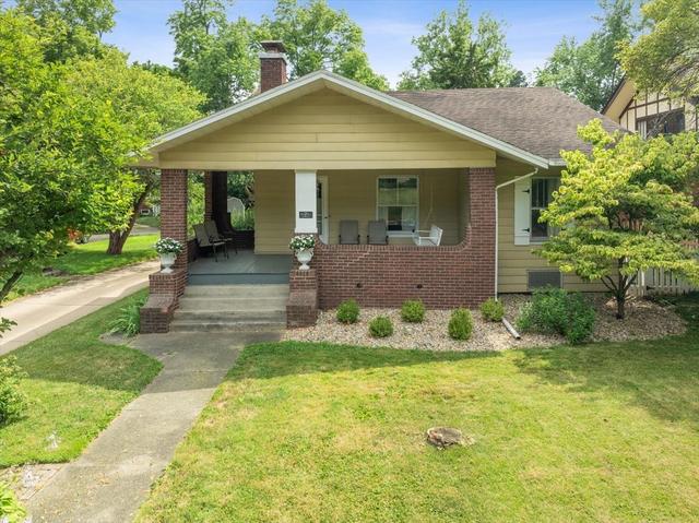 7 Clinton Pl, Normal, IL 61761 | 42 Photos - Movoto