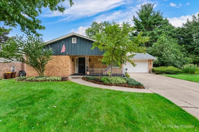 2250 Mc Rae Ct, Rockford, IL 61107 | 33 Photos - Movoto