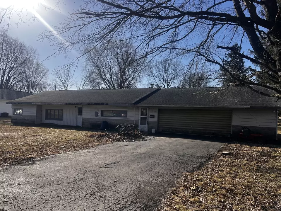1006 Charles St, Rock Falls, IL 61071 | 2 Photos - Movoto