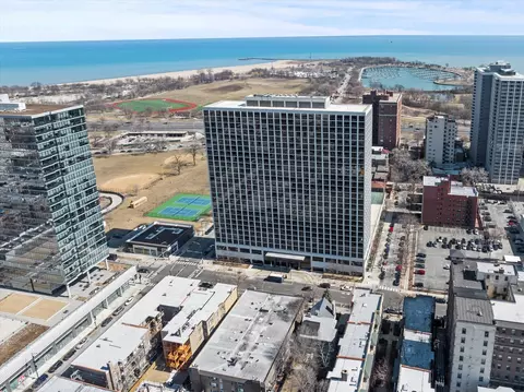 4343 N Clarendon Ave #613, Chicago, IL 60613 - Movoto