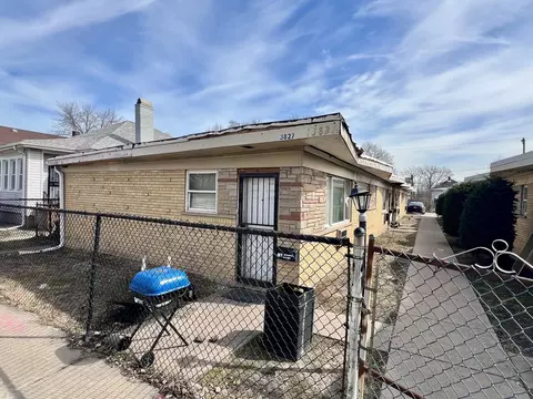 13827 S Halsted St, Riverdale, IL 60827 | MLS# 12321439 | 10 Photos ...