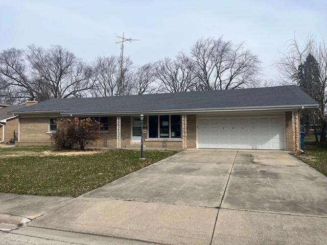 1431 W Van Meter St, Kankakee, IL 60901 | 23 Photos - Movoto