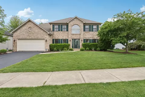 548 Asbury Dr, Aurora, IL 60502 | MLS# 12376165 | 48 Photos - Movoto