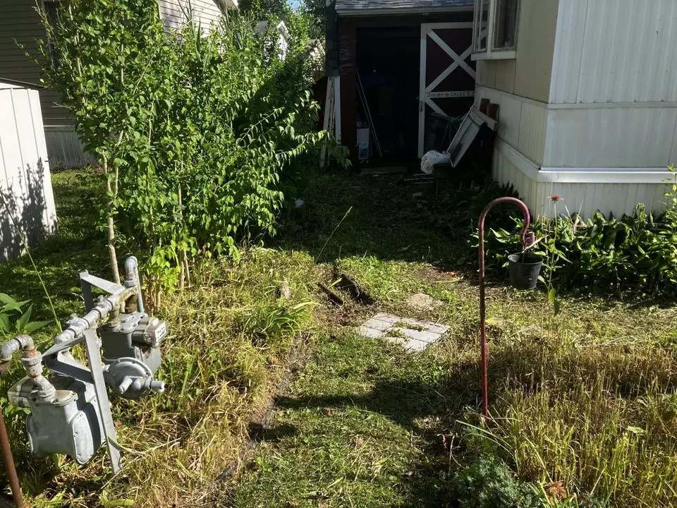 89 Chaucer Dr, Gardner, IL 60424 | MLS# 12412703 | 12 Photos - Movoto