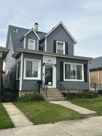 3718 W 64th St, Chicago, IL 60629 | 22 Photos - Movoto