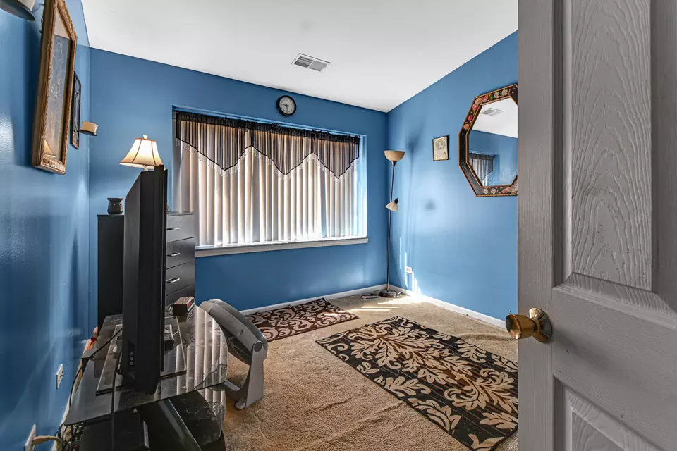 5228 Southwick Ct, Matteson, IL 60443 | MLS# 12458577 | 16 Photos - Movoto