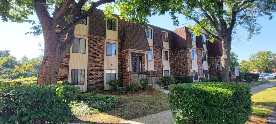 835 Waterview Cir #4, Vernon Hills, IL 60061 | MLS# 12476937 | 1 photo ...