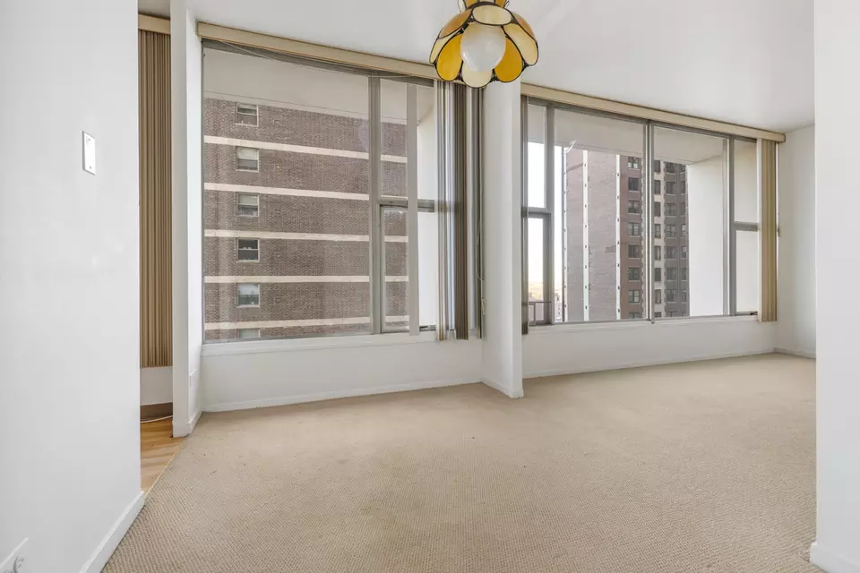 3200 N Lake Shore Dr #1403, Chicago, IL 60657 | MLS# 12545316 | 18 ...