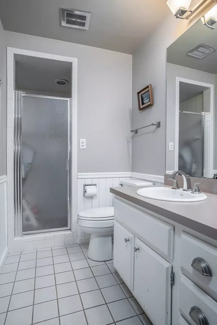 3503 53rd St, Moline, IL 61265 | MLS# 12548707 | 35 Photos - Movoto