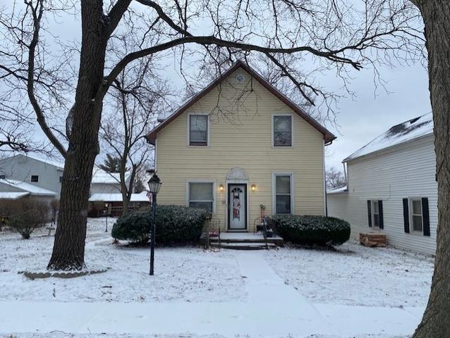 215 W Devlin St, Spring Valley, IL 61362 | MLS# 12548895 | 14 Photos ...