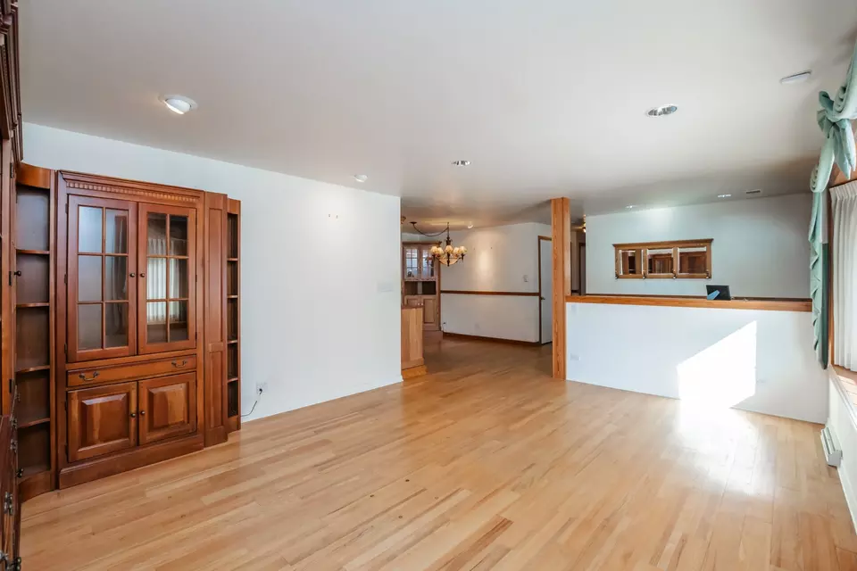 3843 Springdale Ave, Glenview, IL 60025 | MLS# 12553542 | 24 Photos ...