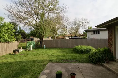 12511 S Mayfield Ave, Alsip, IL 60803 | MLS# 12654751 | 24 Photos - Movoto