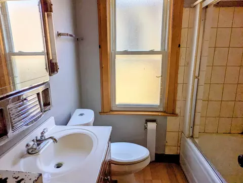 1325 N Long Ave, Chicago, IL 60651 | MLS# 12660691 | 12 Photos - Movoto