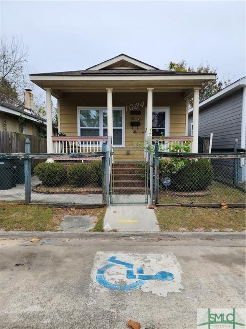 1024 Cope St, Savannah, GA 31415 | 13 Photos | MLS #279772 - Movoto