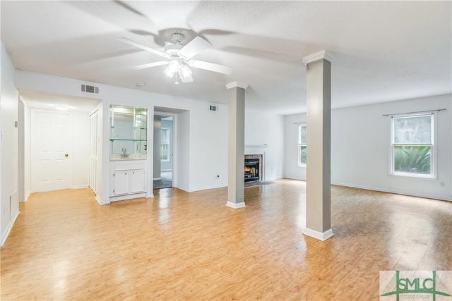 Condo/Townhouse Homes for Sale in Talahi Island GA