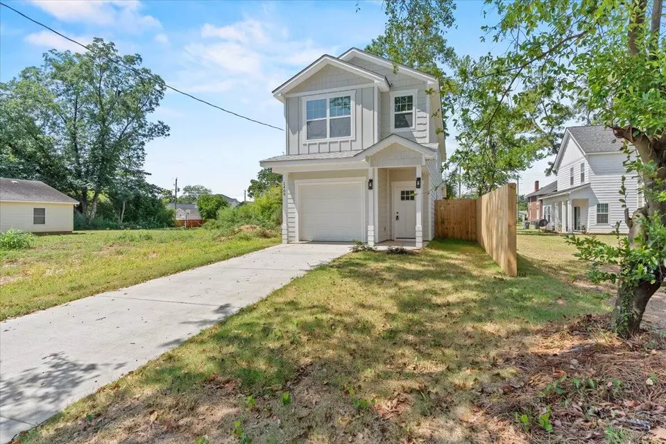 1411 Maple St, Augusta, GA 30901 | 37 Photos - Movoto