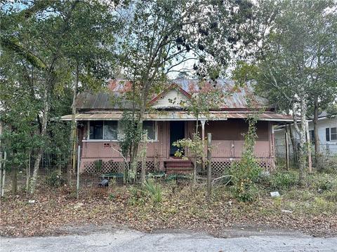 1309 Roosevelt St, Waycross, GA 31503 | 8 Photos | MLS #1638228 - Movoto