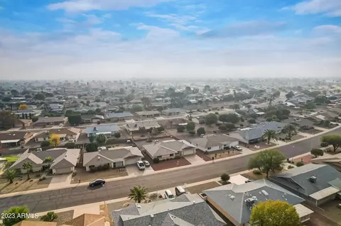 19445 N Willow Creek Cir, Sun City, AZ 85373 | 44 Photos - Movoto