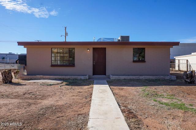 301 1st St, Huachuca City, AZ 85616 | 29 Photos - Movoto