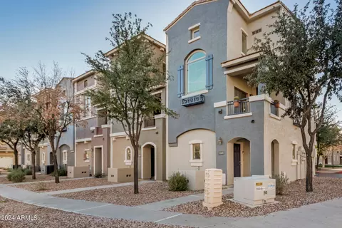 Tempe, AZ Condos & Townhouses For Sale - Movoto