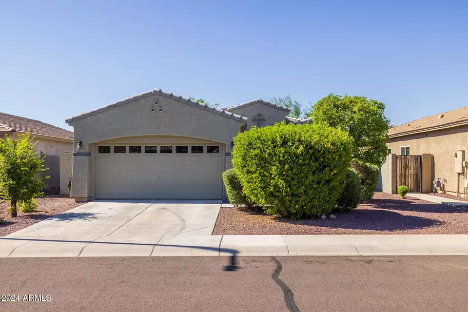 18075 W Tasha Dr, Surprise, AZ 85388 | 41 Photos - Movoto
