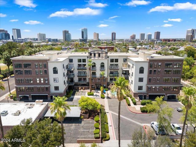 Las Flores, Phoenix Homes with Accent Wall For Sale - Movoto