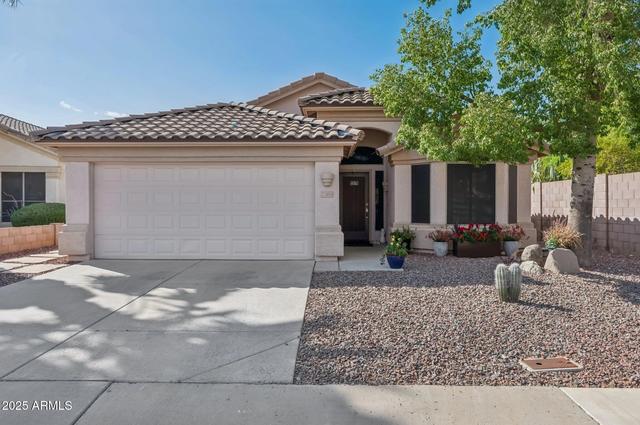 22850 N 24th Pl, Phoenix, AZ 85024 | MLS# 6849311 | 48 Photos - Movoto