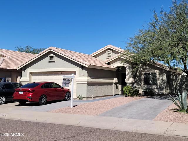 1124 W Nancy Ln, Phoenix, AZ 85041 | MLS# 6955254 | 23 Photos - Movoto