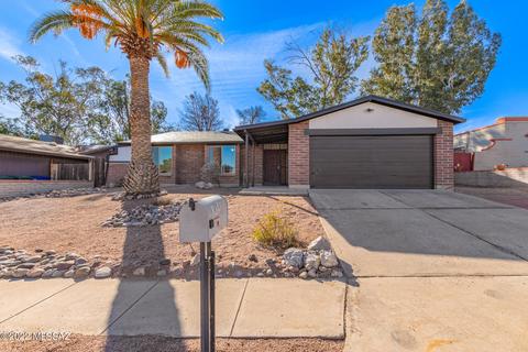 8348 E Ruby Dr, Tucson, AZ 85730 | 42 Photos | MLS #22231404 - Movoto