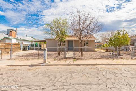 3913 S 15th Ave, Tucson, AZ 85714 | 34 Photos | MLS #22306725 - Movoto