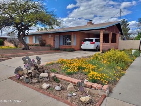 4343 E Poe St, Tucson, AZ 85711 | 34 Photos - Movoto