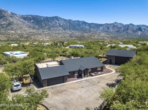 5290 E Cloud Nine Dr, Tucson, AZ 85739 | 43 Photos | MLS #22310240 - Movoto