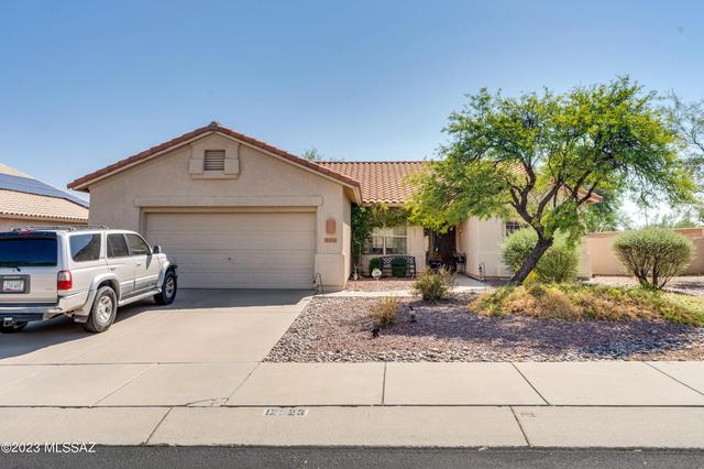 12667 N Granville Canyon Way, Oro Valley, AZ 85755 | 41 Photos - Movoto