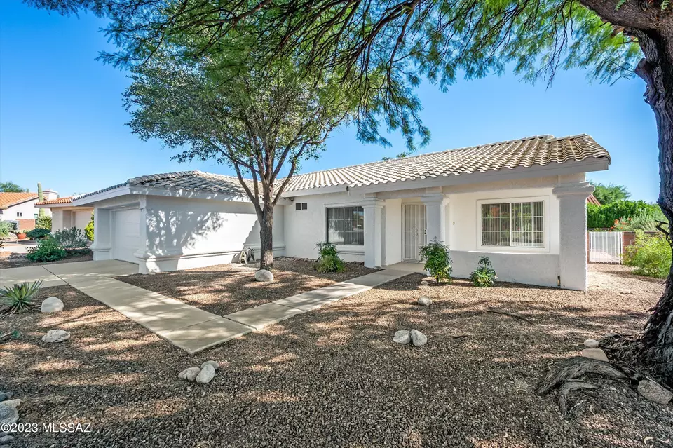 1171 E Sunset Ridge Pl, Oro Valley, AZ 85755 | 40 Photos - Movoto