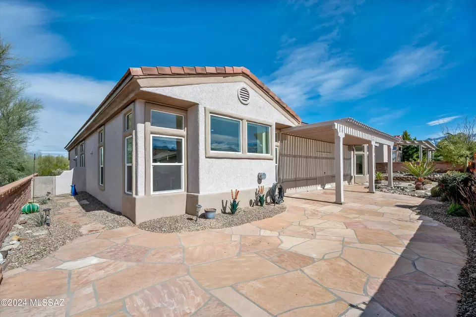 1054 E Royal Oak Rd, Oro Valley, AZ 85755 | 37 Photos - Movoto