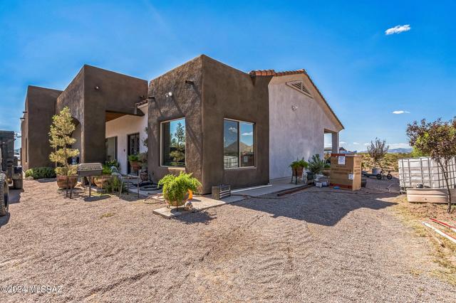 232 Calle Arikara, Rio Rico, AZ 85648 | 14 Photos - Movoto