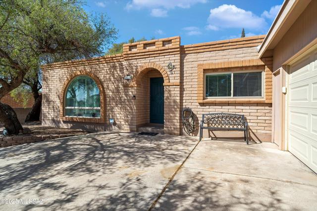 These Are The 11 Best Tucson Suburbs To Live In