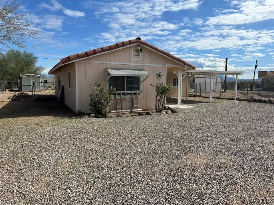 12976 S Pima Pkwy, Topock, AZ 86436 | 37 Photos - Movoto