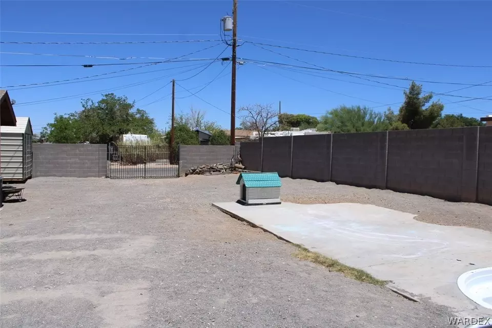 2138 Valentine Ave, Kingman, AZ 86401 | 17 Photos - Movoto