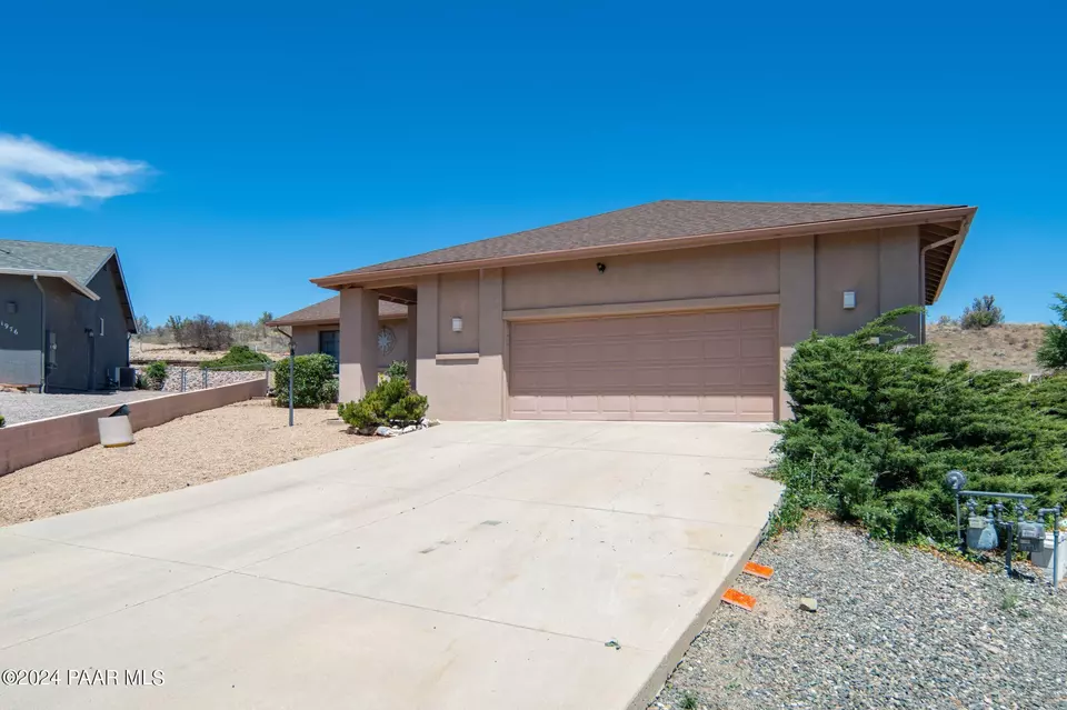 11992 E Rawhide Rdg, Dewey, AZ 86327 | MLS# 1063556 | 25 Photos - Movoto