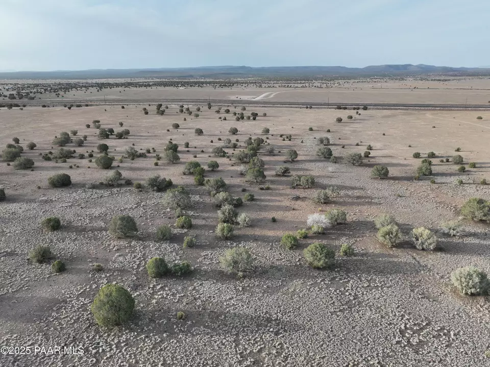 78 Lakota Ranch Rd, Ash Fork, AZ 86320 | MLS# 1072431 | 16 Photos - Movoto