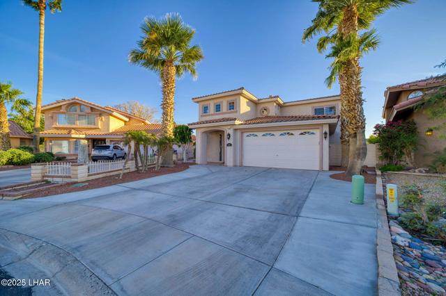 2067 Lause, Bullhead City, AZ 86442 | MLS# 1035585 | 87 Photos - Movoto