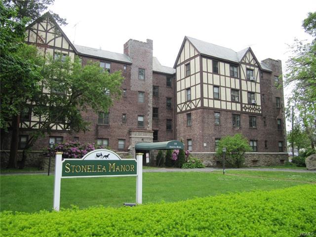 120 Stonelea Pl #2J, New Rochelle, NY 10801 MLS# 4944775 - Movoto.com
